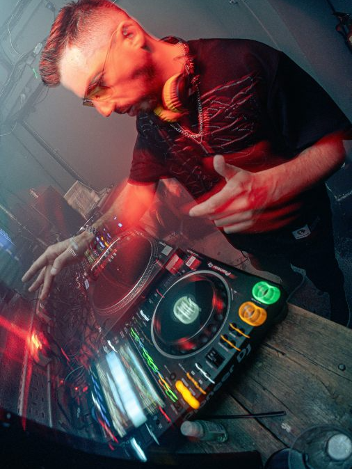 להיטים חדשים - נובמבר 2024- לועזי וישראלי eco99fm