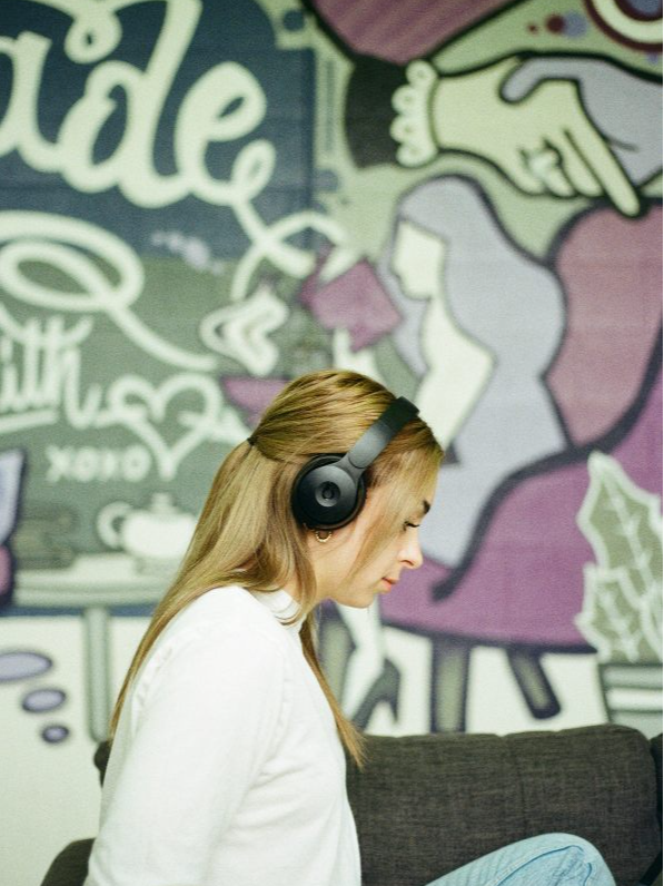 להיטים חדשים - פברואר 2025- לועזי וישראלי eco99fm